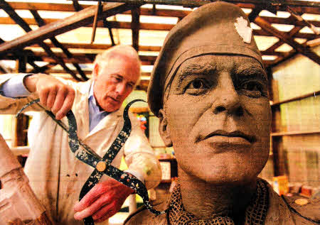 UDR statue | Lisburn.com